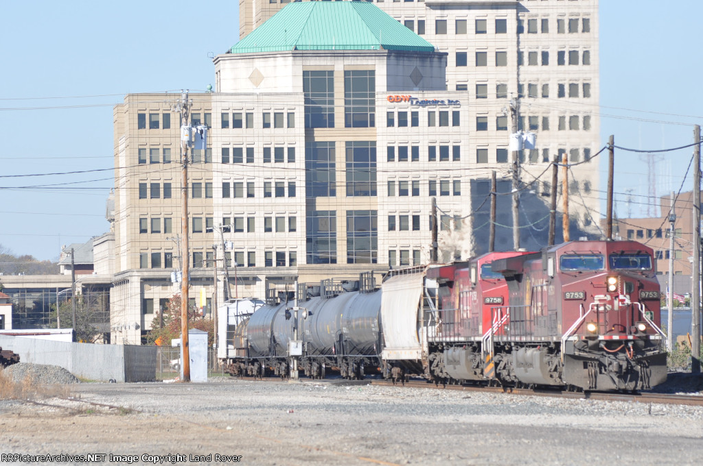 CP 9753 On CSX Q 501 Eastbound